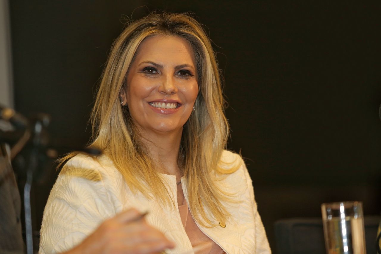 Cida Borghetti recebe Ordem da Luz do Pinhais nesta quarta-feira - HojePR