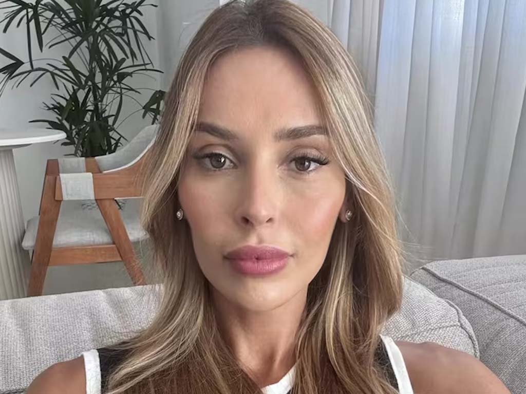Ex-modelo paranaense Amanda Ungaro ameaça expor Trump e Melania - HojePR