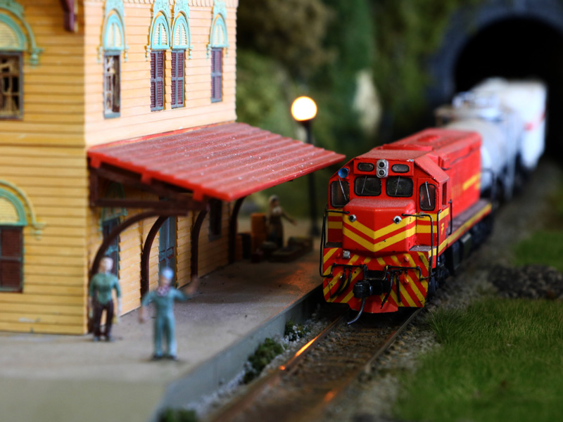 Serra Verde Express apresenta nova locomotiva ao público durante mostra ...